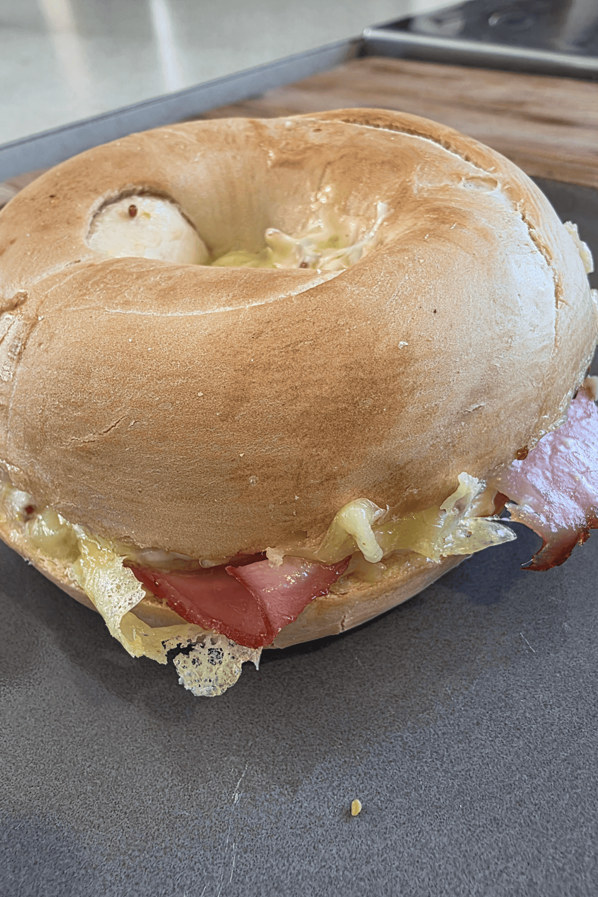 ham-and-cheese-bagel-freezer-breakfast-sandwiches-farmer-s-wife-homestead